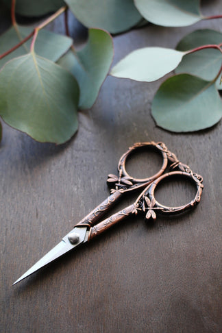 Dragonfly Scissors – Never Not Knitting